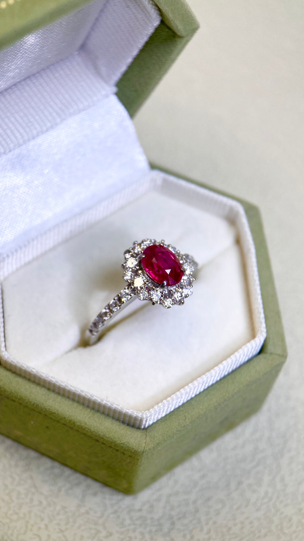 Pt950 Platinum&Ruby and Diamond Ring | Ruby 1.04ct Diamond 0.54ct | Bu ...